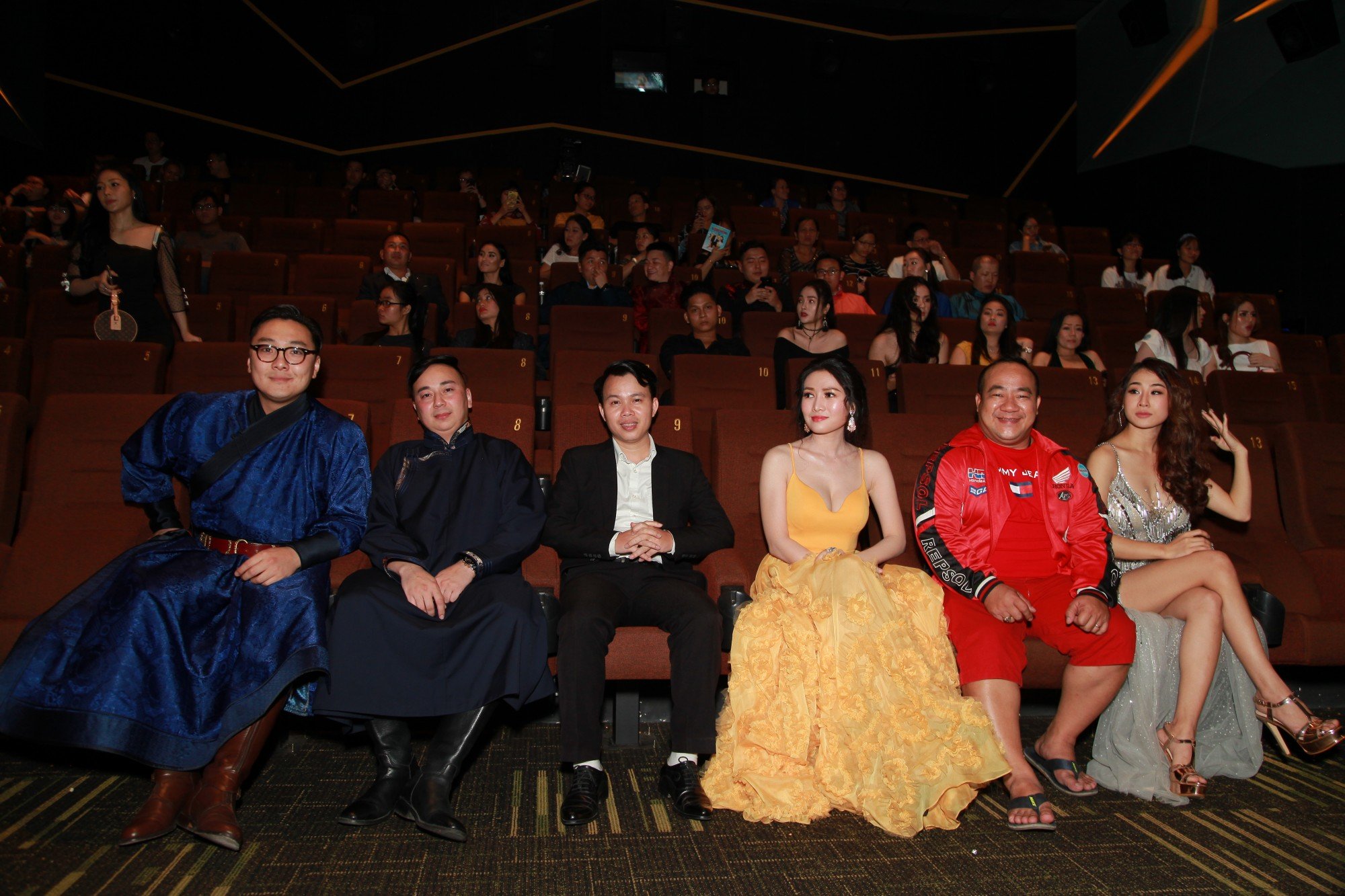 Фантастик продакшныхан Вьетнам хэлээр кино бүтээжээ - Eguur.MN