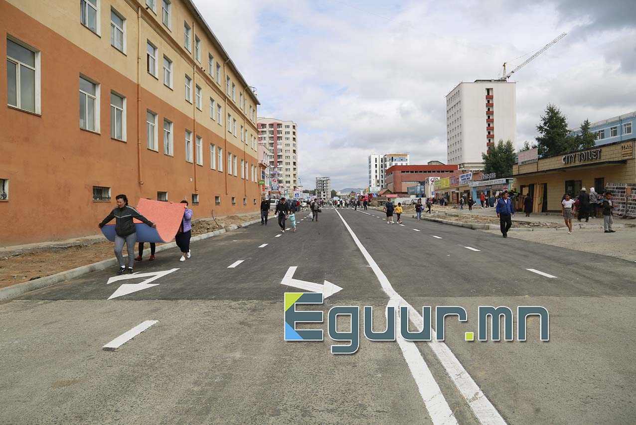 Ерөнхийлөгч У Хүрэлсүх газар тариалангийн бүс нутагт ажиллаж байна Eguur Mn