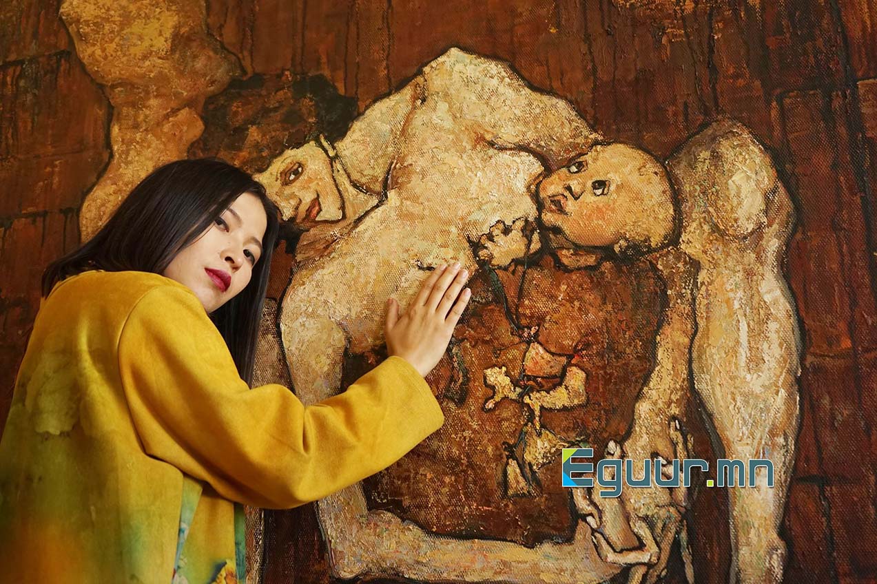 Ардын зураач Ү.Ядамсүрэнгийн Булган: 30 жил ном биччихээр ихийг үзлээ, яг юу нь хэцүү юм бэ ...