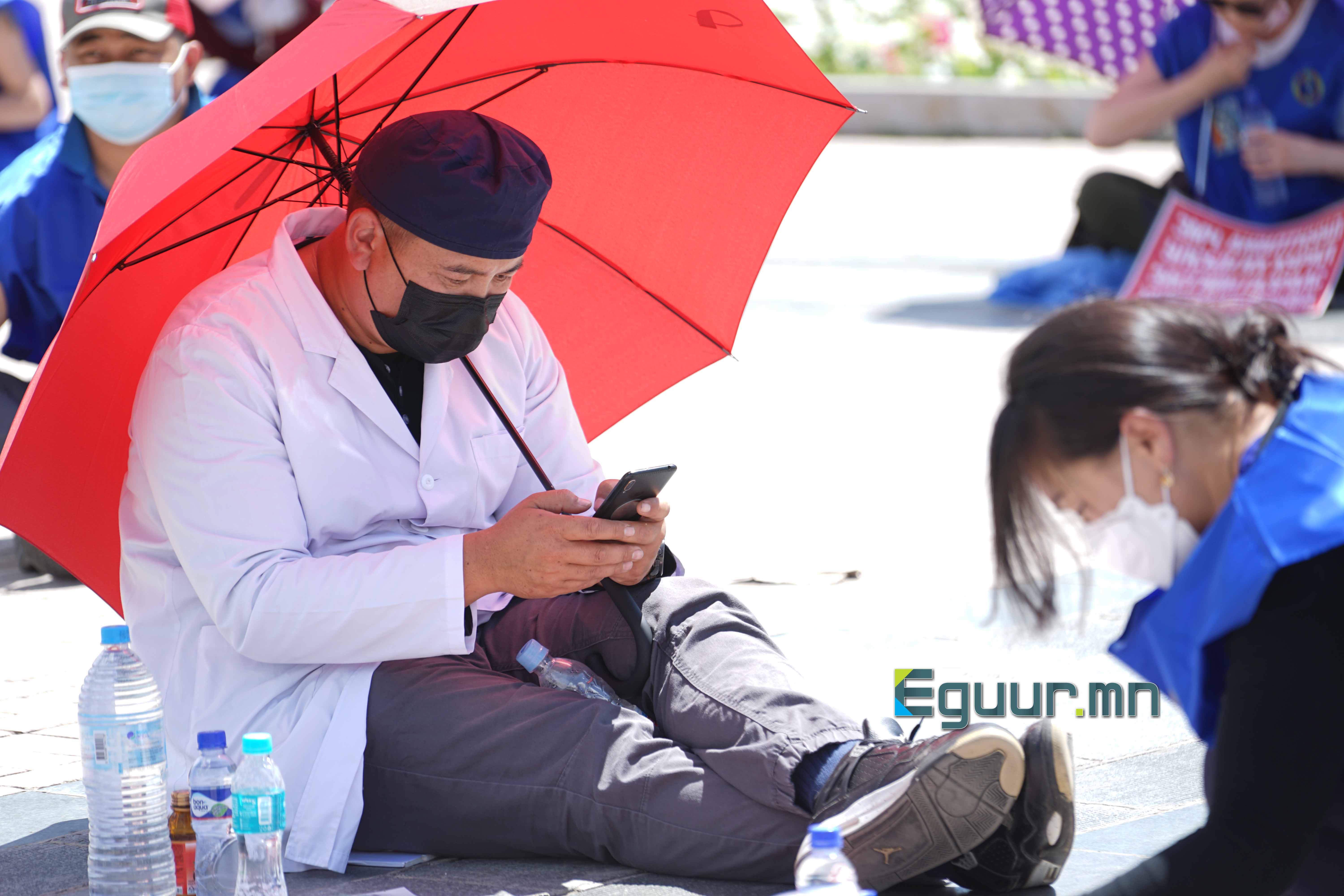 Ерөнхий сайд Л.Оюун-Эрдэнэ эмнэлгийн ажилчидтай 15:00 цагт уулзана - Eguur.MN