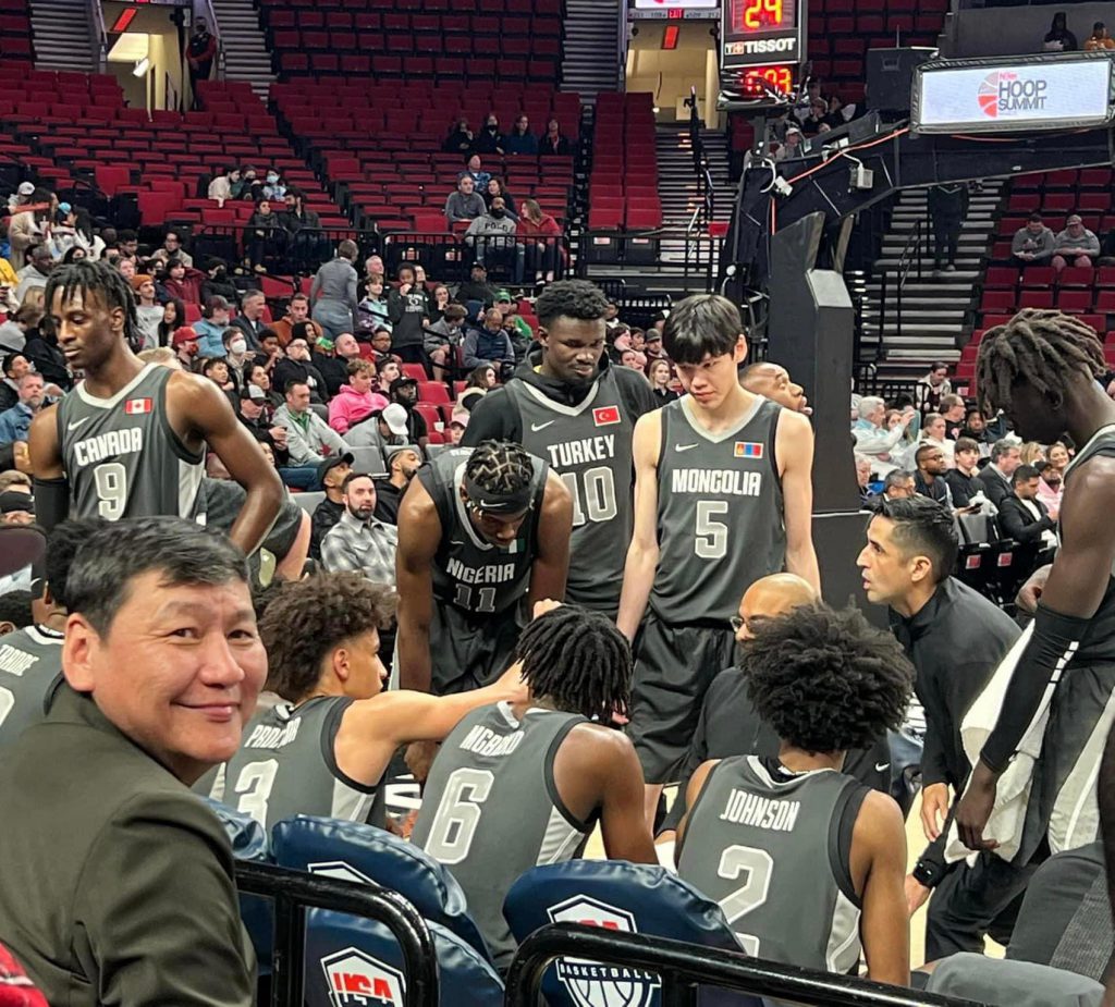 “Boom”: NBA-д Монголын нэрийг дуурсгах мөрөөдөлтэй Шаравжамцын Энхийн-Од - Eguur.MN