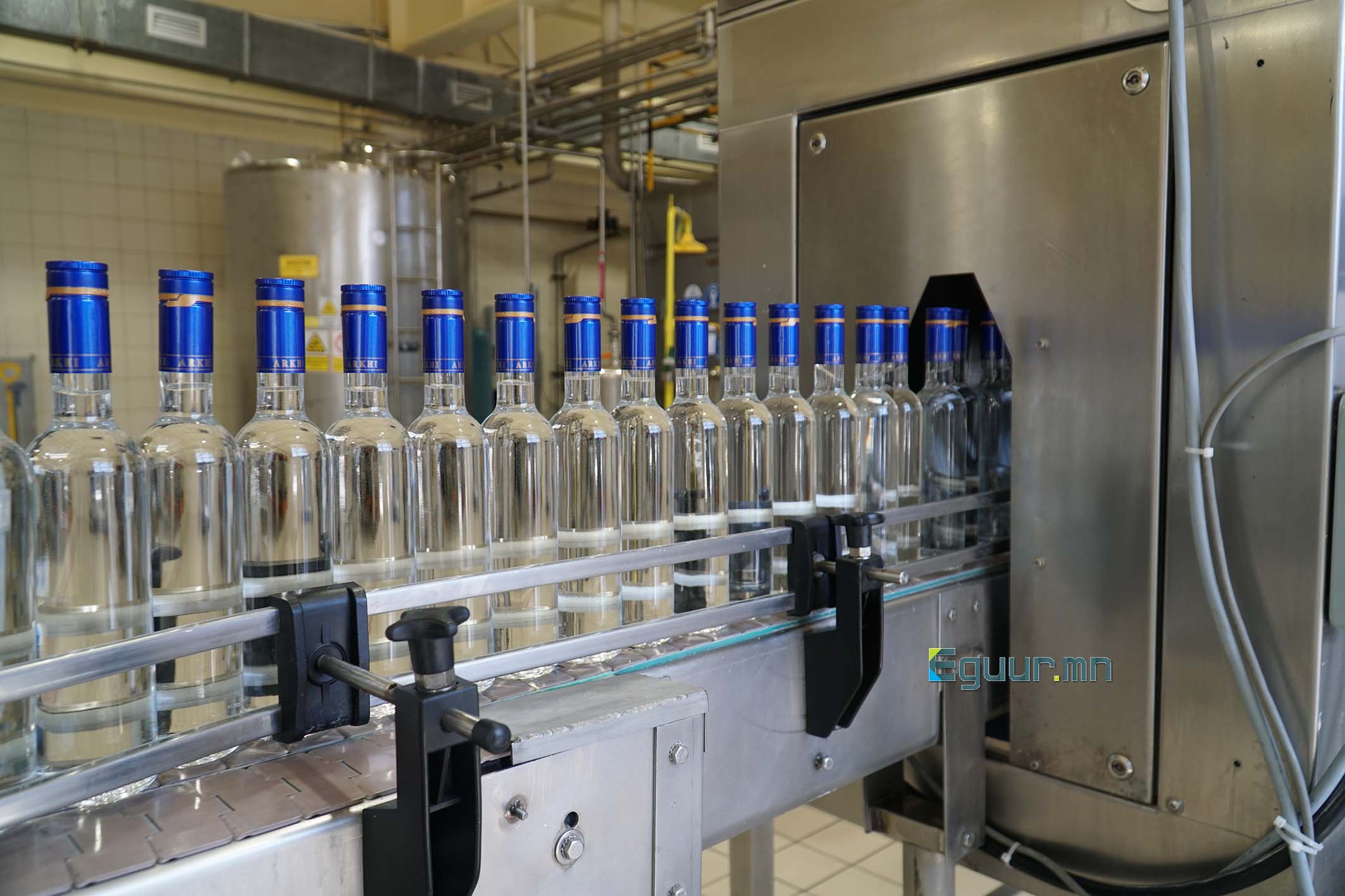 АПУ ХК 34, 36 градустай согтууруулах ундаа үйлдвэрлэж эхэлжээ - Eguur.MN