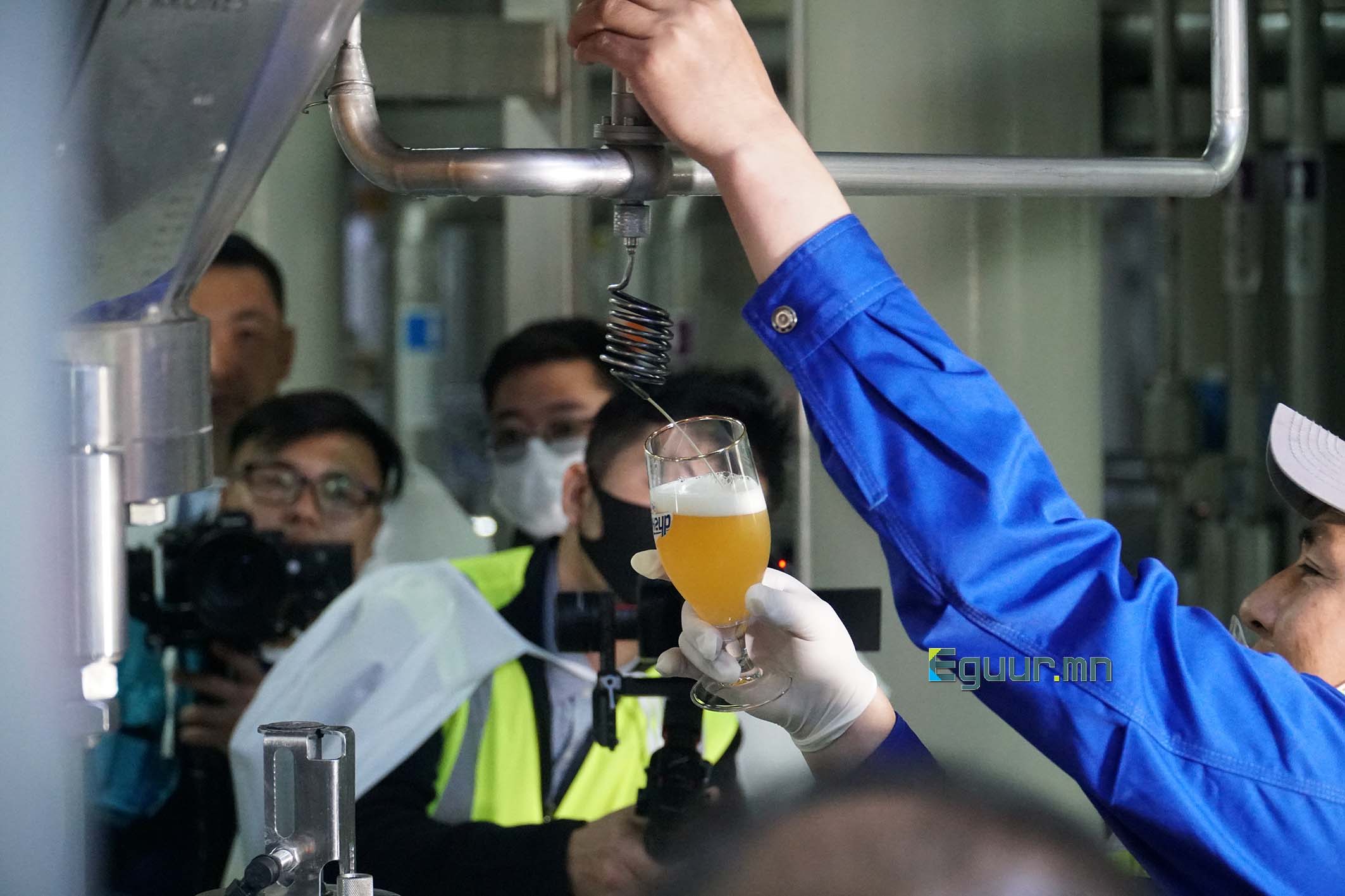 АПУ ХК 34, 36 градустай согтууруулах ундаа үйлдвэрлэж эхэлжээ - Eguur.MN