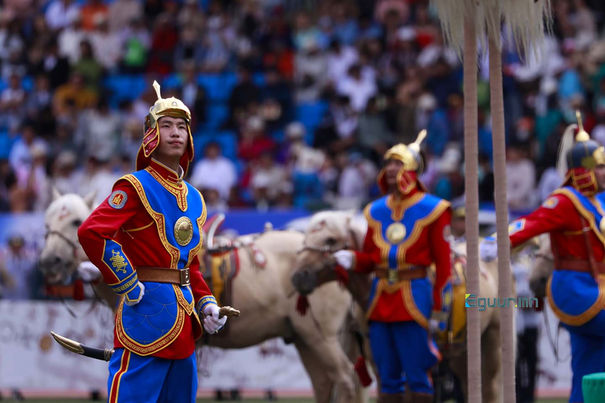 ФОТО СУРВАЛЖИЛГА: Монгол наадам - Eguur.MN