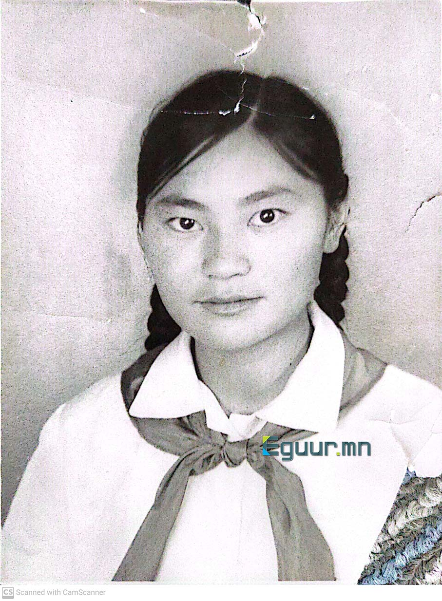 34 жил радио нэвтрүүлэгчээр ажилласан Б.Оюунчимэг: Хүмүүс одоо ч миний хоолойг таньдаг - Eguur.MN