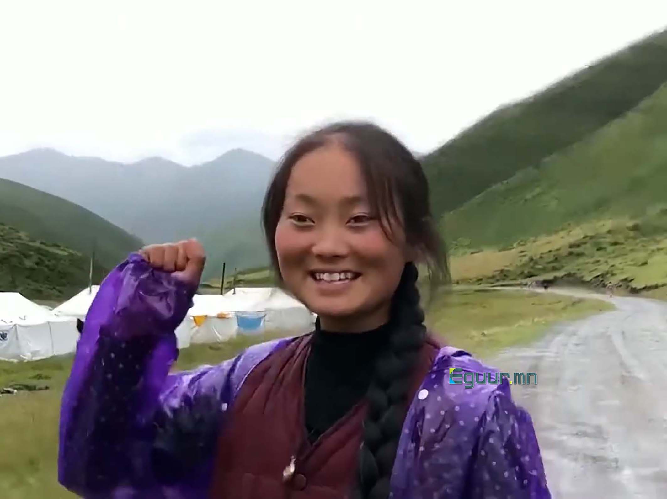 "BOOM": Төвөд үндэстний дуучин охин Жа Гэнцуо гэж хэн бэ - Eguur.MN