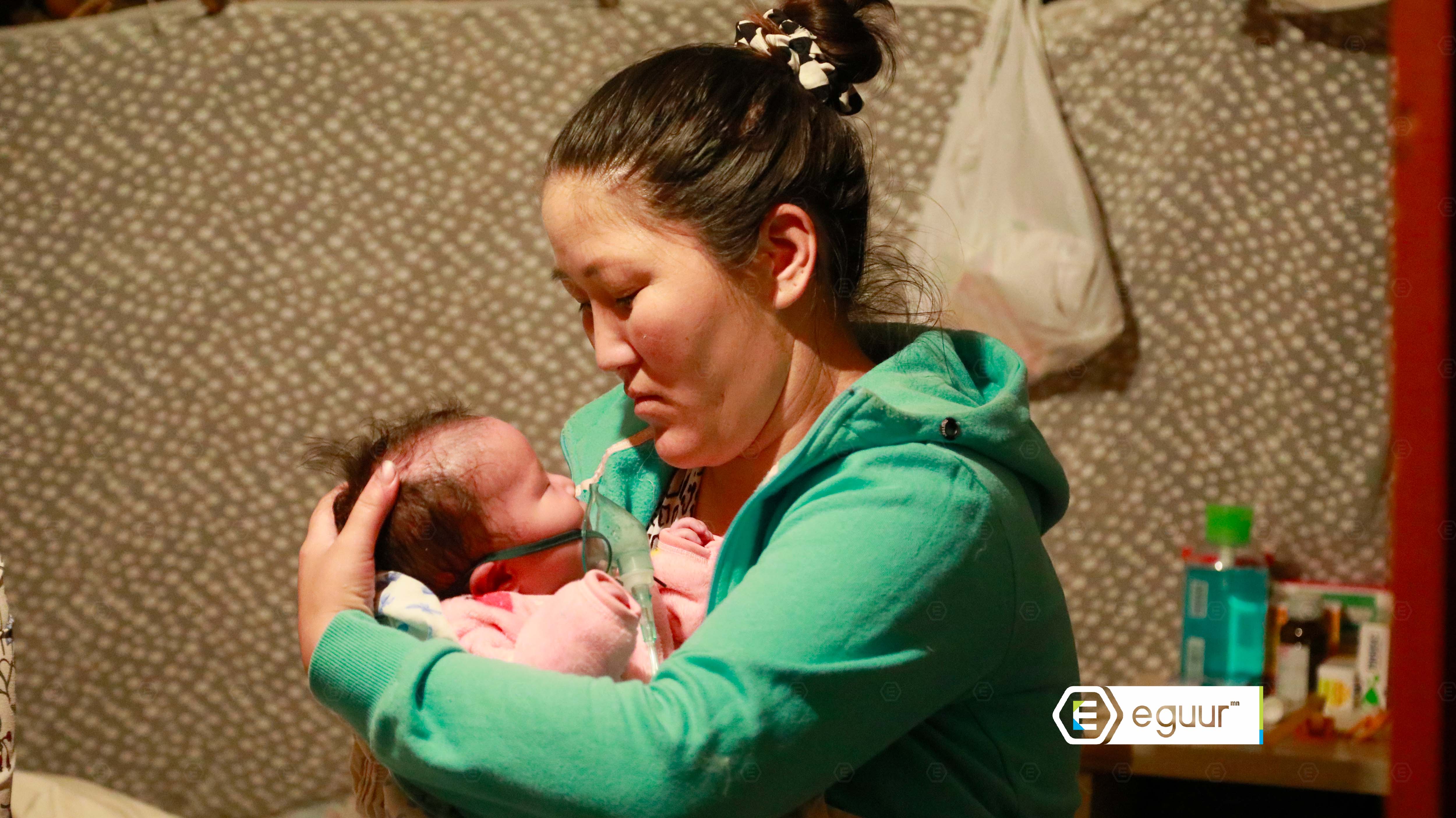 Гурван сартай Б.Аялгуу охины гэр бүл: "Биднийг луйвар хийх гэлээ хэмээн утсаар залгаж байна ...