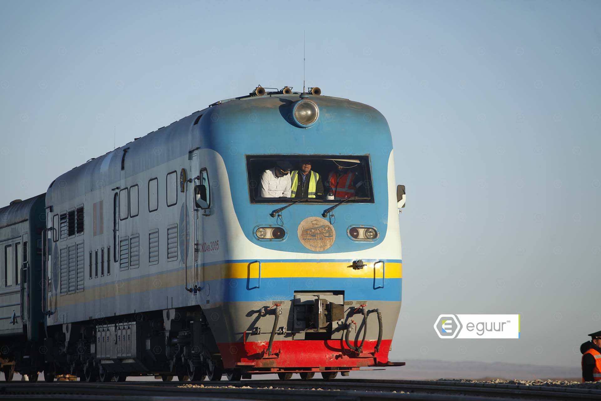 ФОТО: Зүүнбаян-Ханги чиглэлийн 226,9 км төмөр зам - Eguur.MN