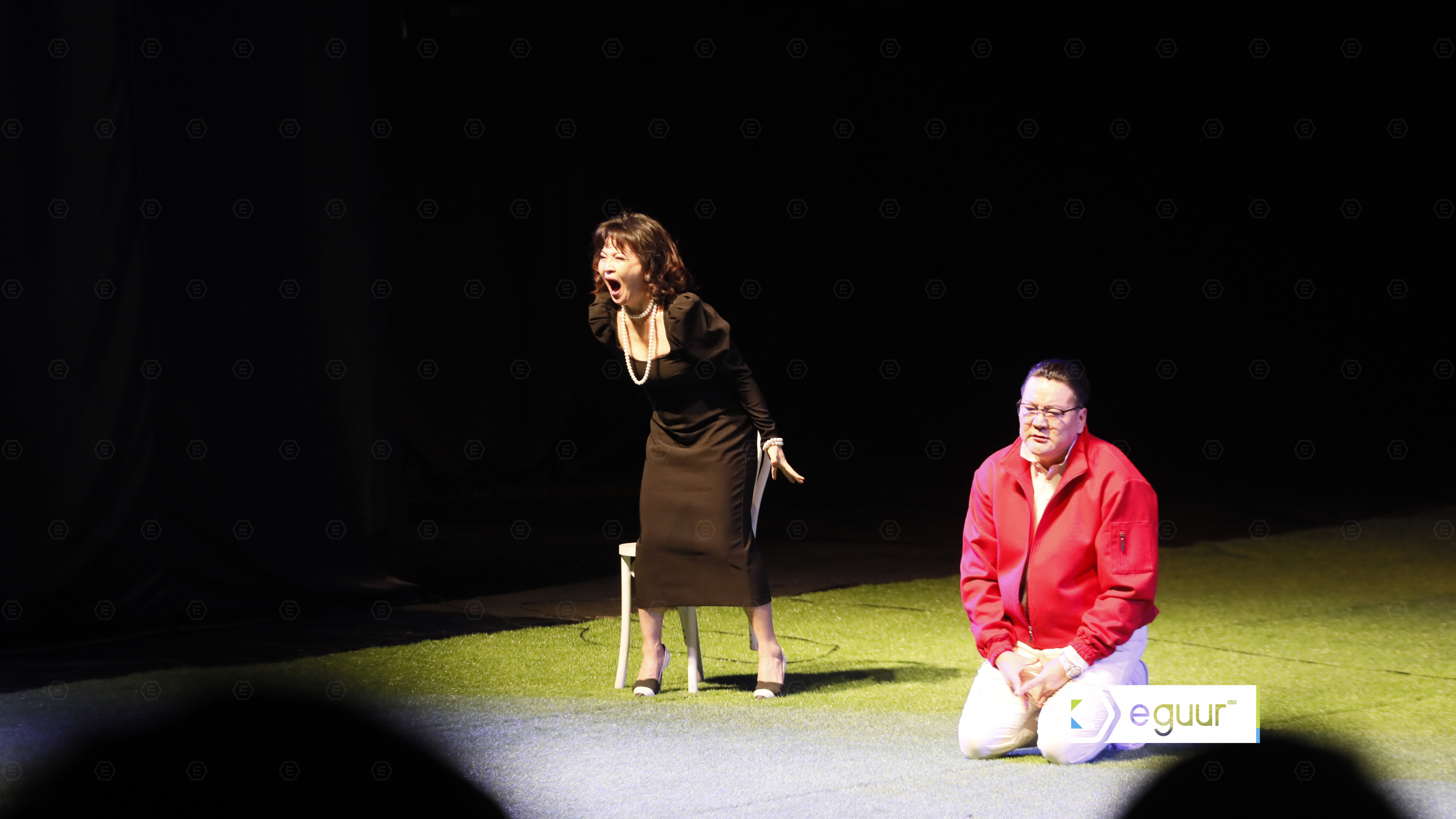 Фото: “Шөнө буусан аадар” нээлээ - Eguur.MN