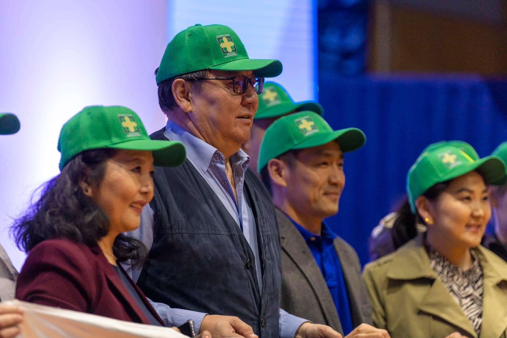 Нээлттэй Дорноговь: Барилга, орон сууцны үзэсгэлэн нээгдлээ - Eguur.MN