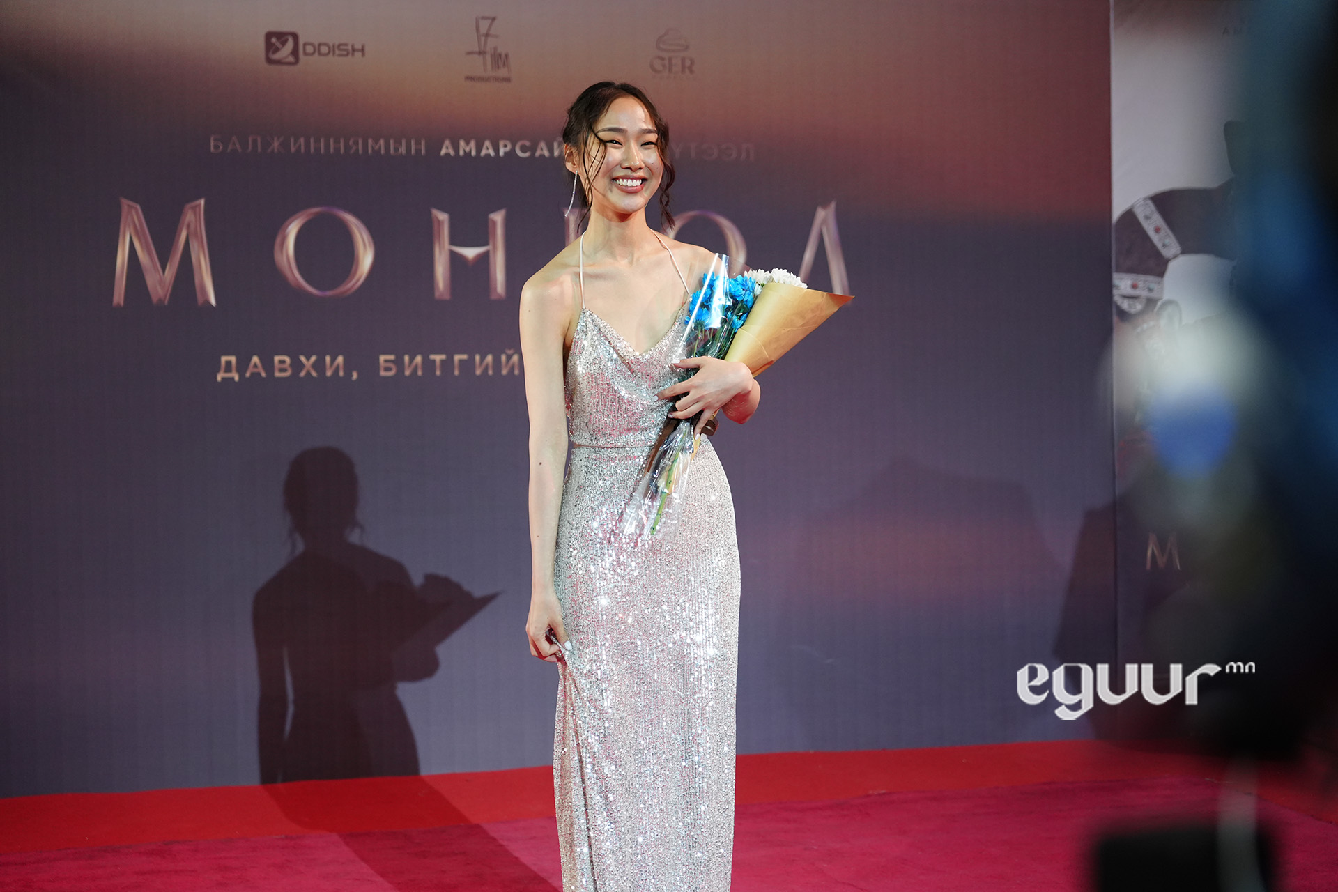 ФОТО: Жүжигчин Б.Амарсайхан "Монгол" түүхэн киногоо нээлээ - Eguur.MN