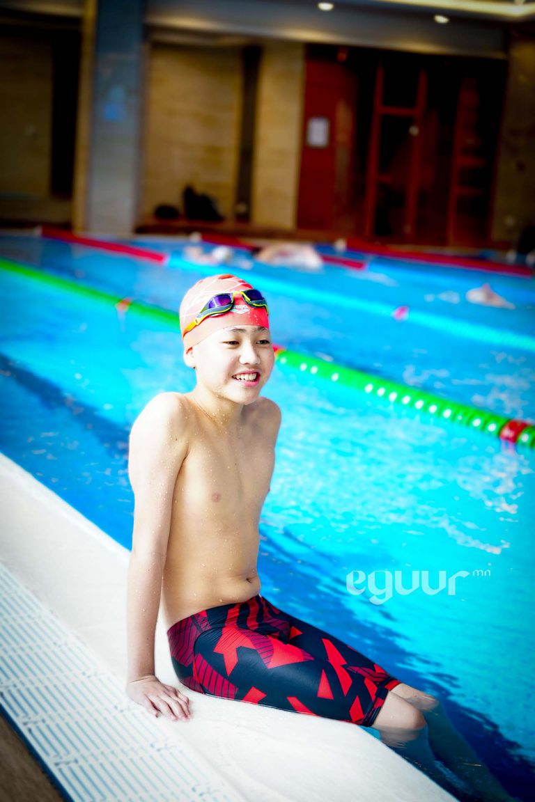 Улсын аваргаас 17 медаль авсан А.Отгонтамир: Усан спорт миний амьдрал. Тиймээс олимпийг зорино ...