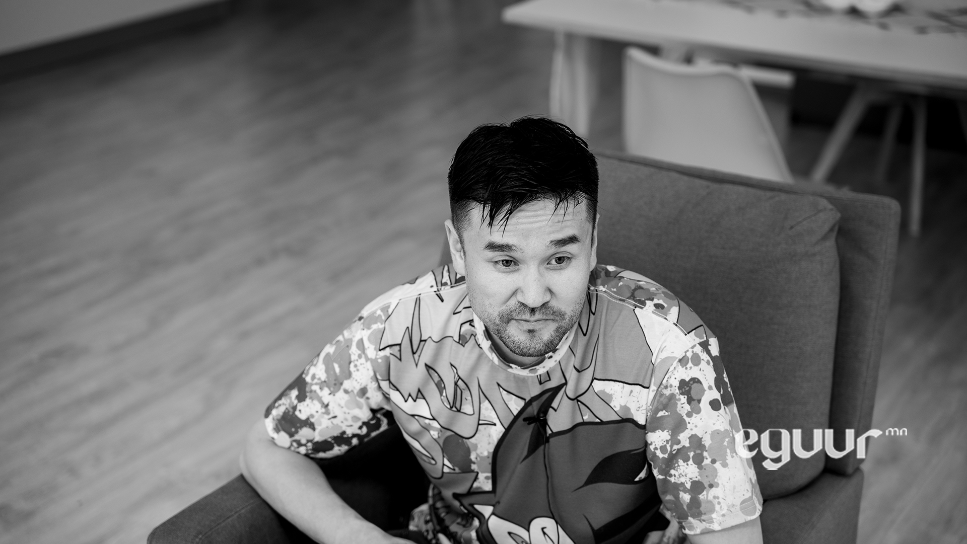 Б.Идэржавхлан: 4 жилийн төлбөрөөс бус 40 жилийн цалин, үнэлэмжээс айгаад багш мэргэжлийг ...