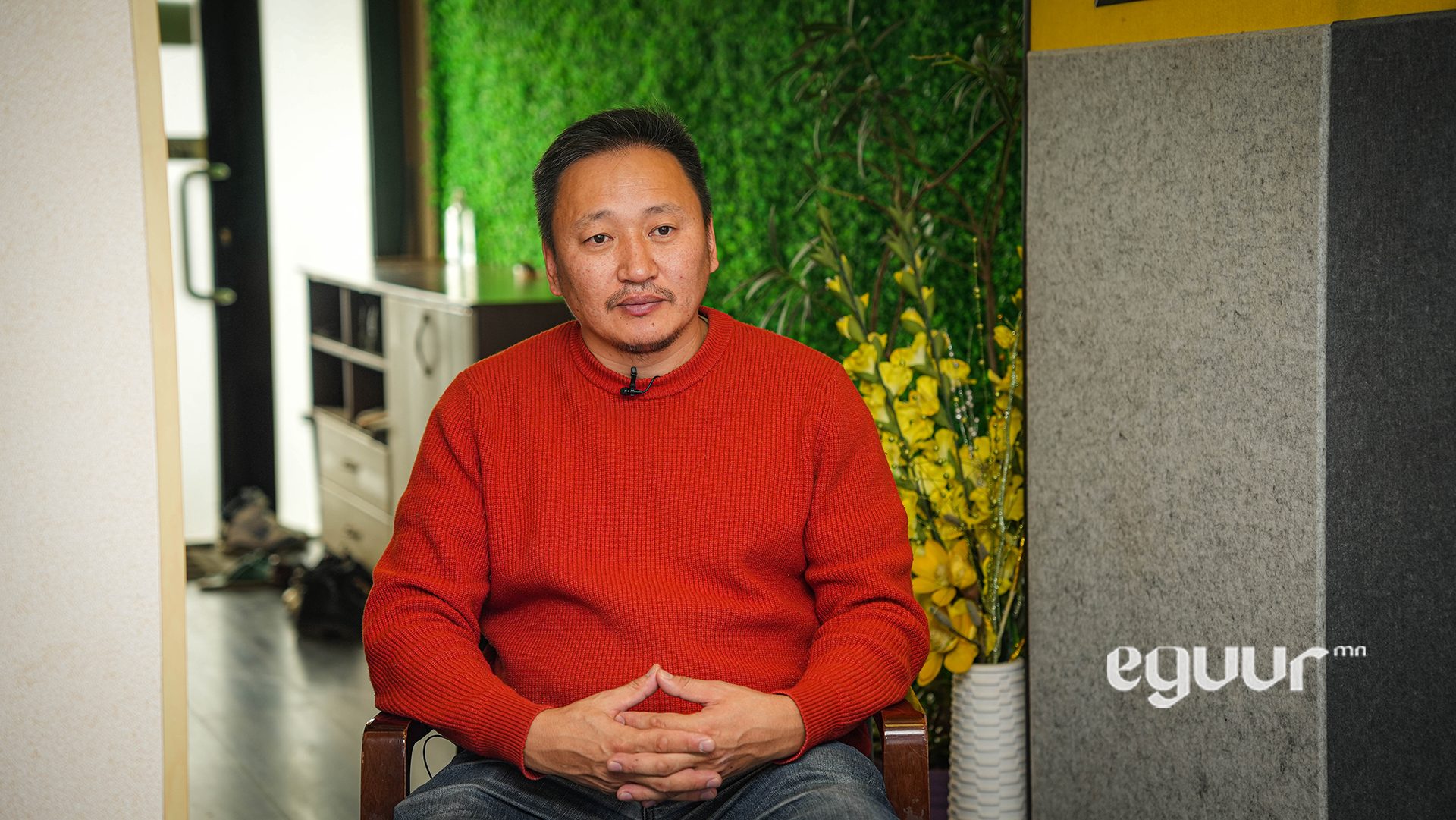 Сурвалжилга: Гүзээ, сархинагийн цай үйлдвэрлэгч чихрийн шижинтэй 50 хүнд үнэгүй хэрэглүүлж ...