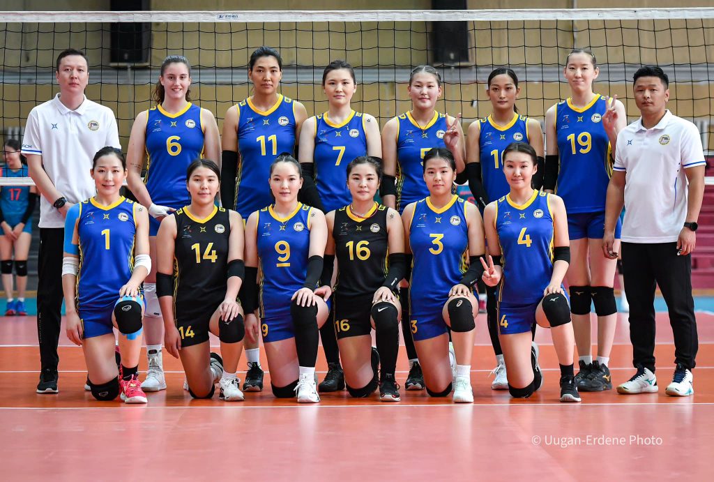 Волейбол: Хөвсгөл Эрчим клуб зургаа дараалан ялж, лигийг тэргүүлж эхэллээ - Eguur.MN