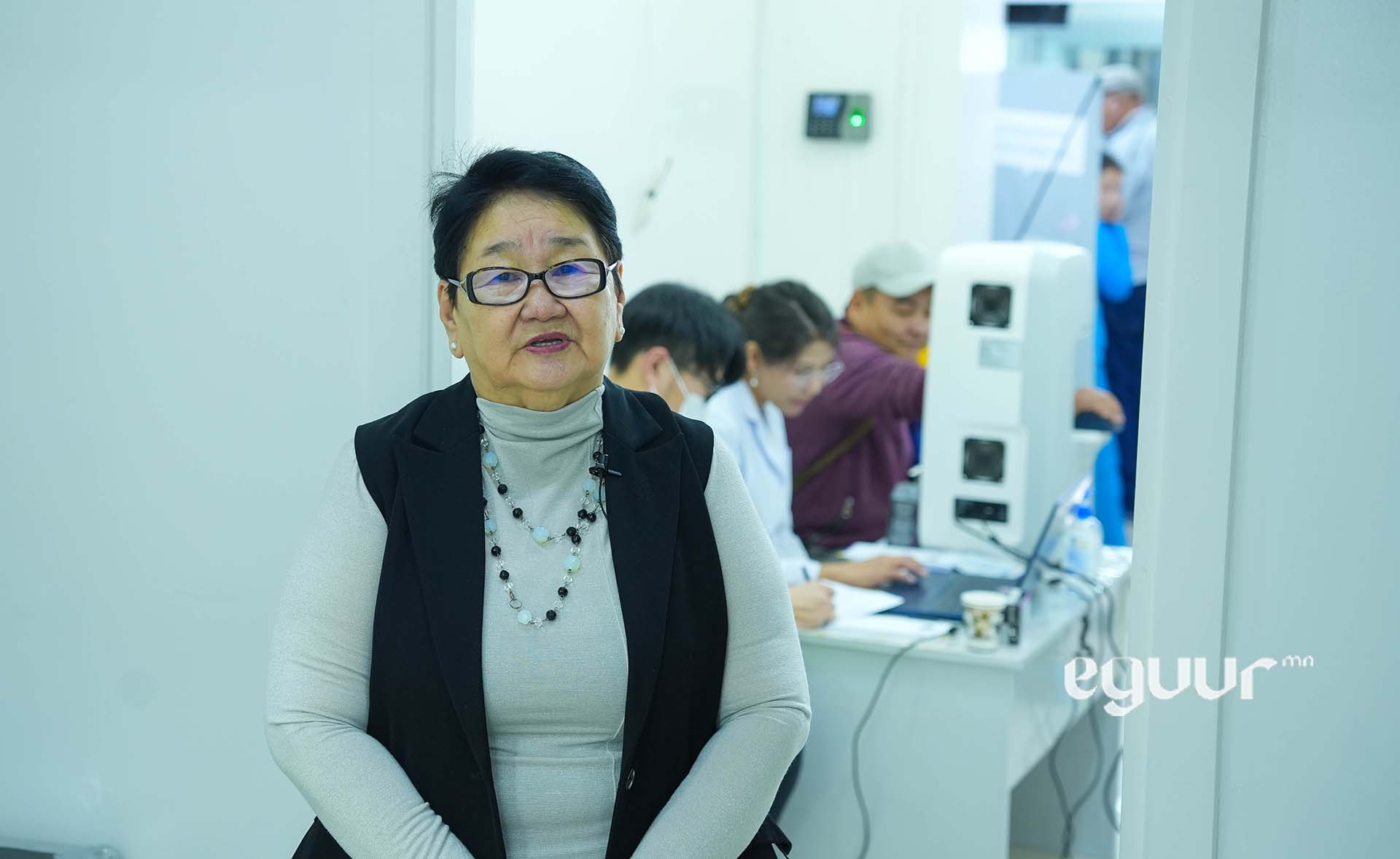 Сурвалжилга: Монгол эрчүүд эмэгтэйчүүдээс 9.5 жилээр богино насалж, амиа хорлолтын 80 хувийг ...