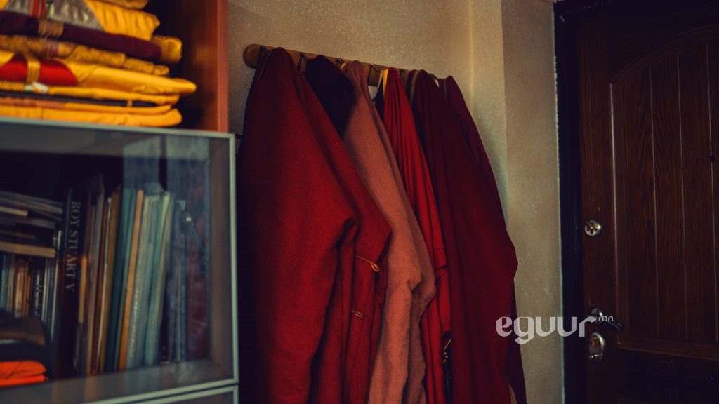 Үс шинээр үргээлгэх буюу засуулахад тохиромжгүй өдөр - Eguur.MN