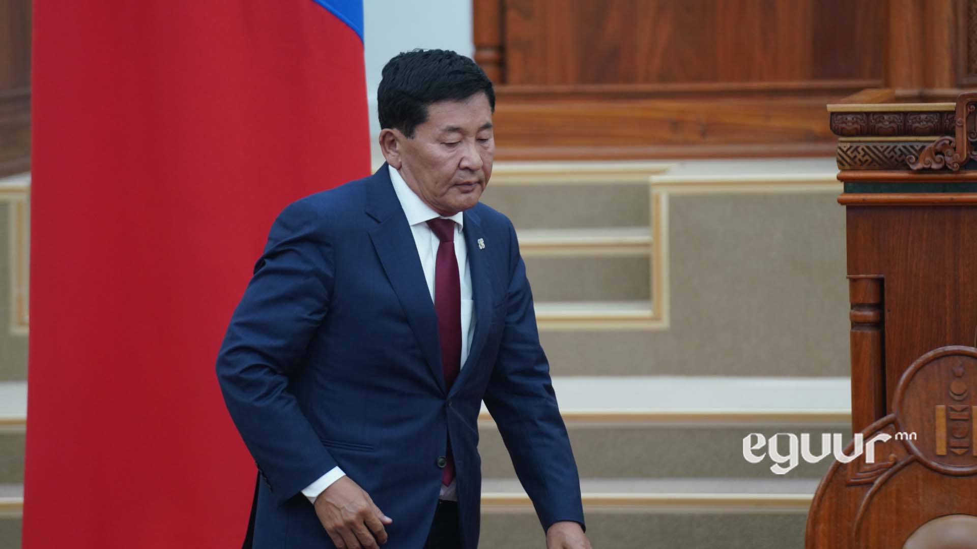 Нэг дороос | Шинээр томилогдсон 23 сайд тангараг өргөлөө - Eguur.MN