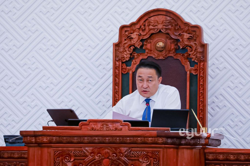 Д.Амарбаясгалан: Төхөөрөмж хурууны хээг 100 хувь таниулдаг учраас хазгай мурий дарахаар уншихгүй ...