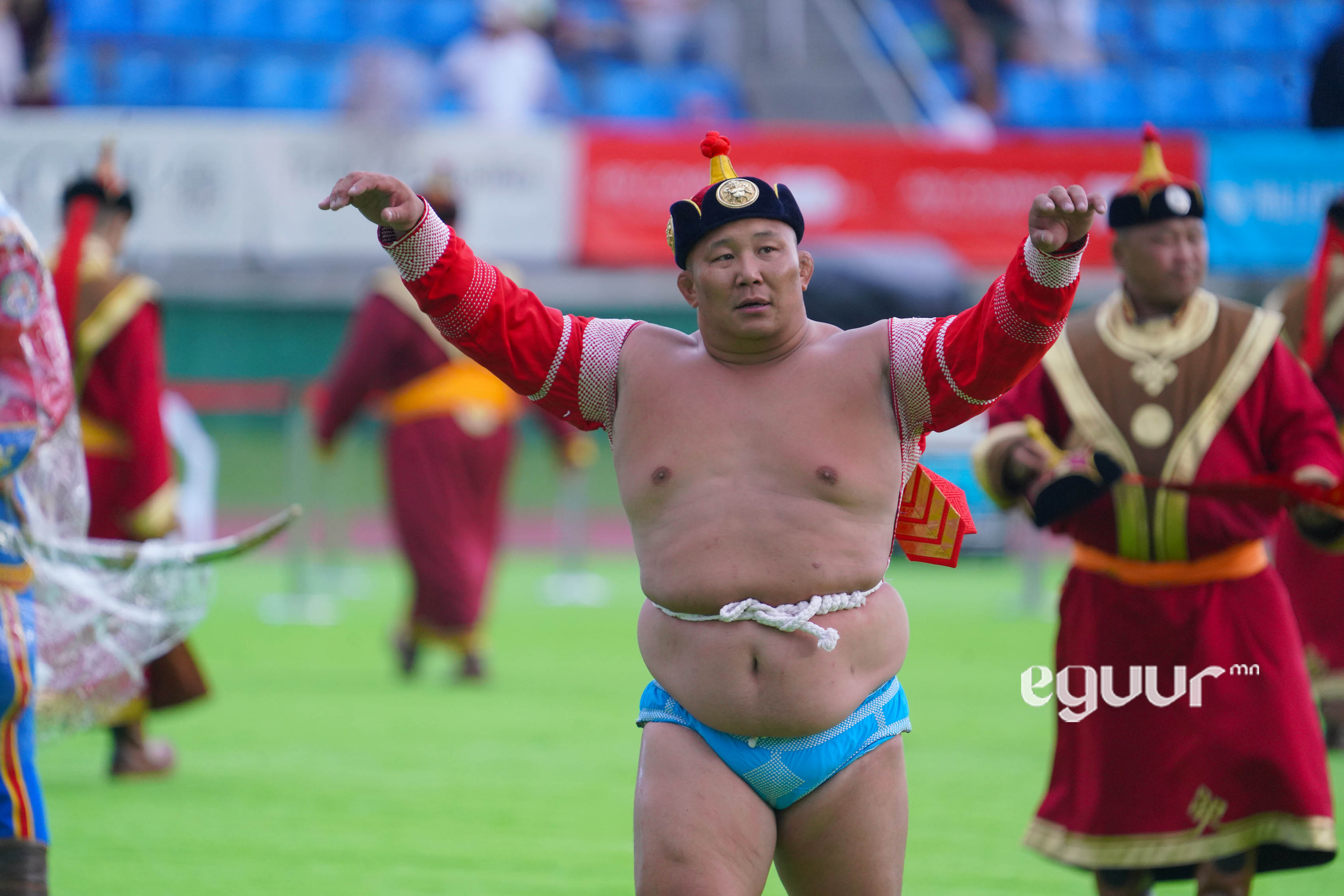 Даян аварга Н Батсуурь Улсын аварга Г Эрхэмбаярыг тавын даваанд амлалаа Eguur Mn