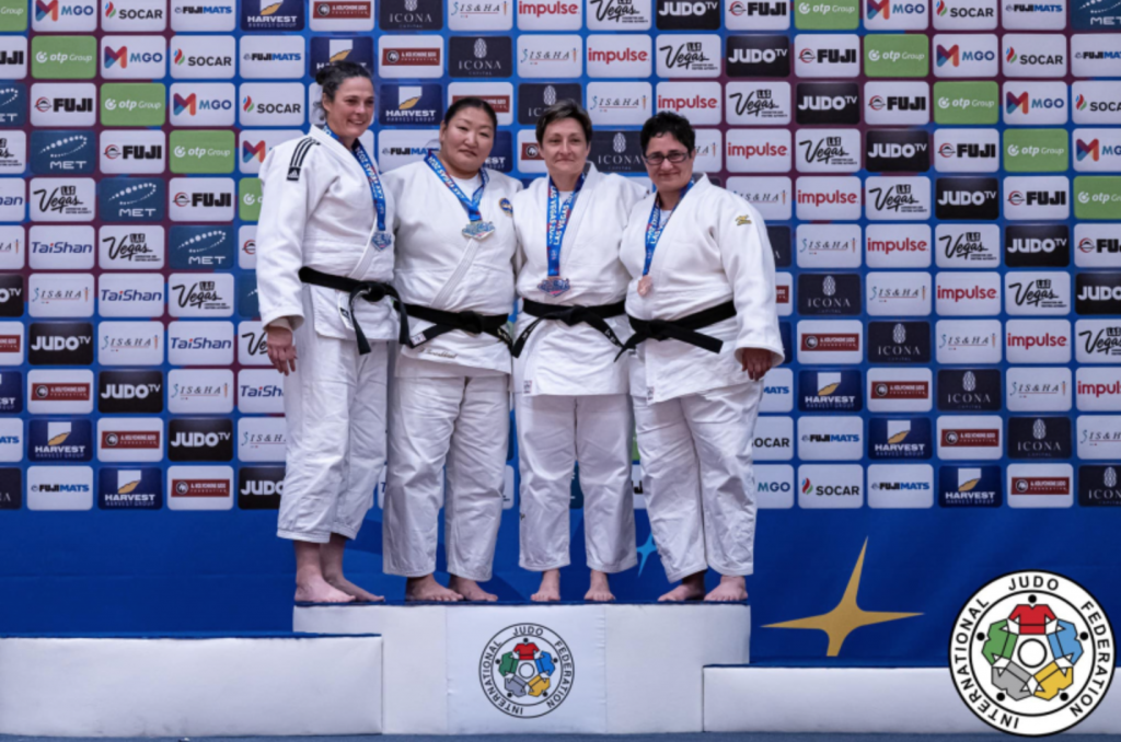 Жүдогийн ахмадын ДАШТ-ээс манай тамирчид 17 медаль хүртлээ - Eguur.MN