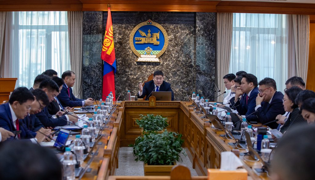 Засгийн газар 21 асуудал хэлэлцэж байна - Eguur.MN