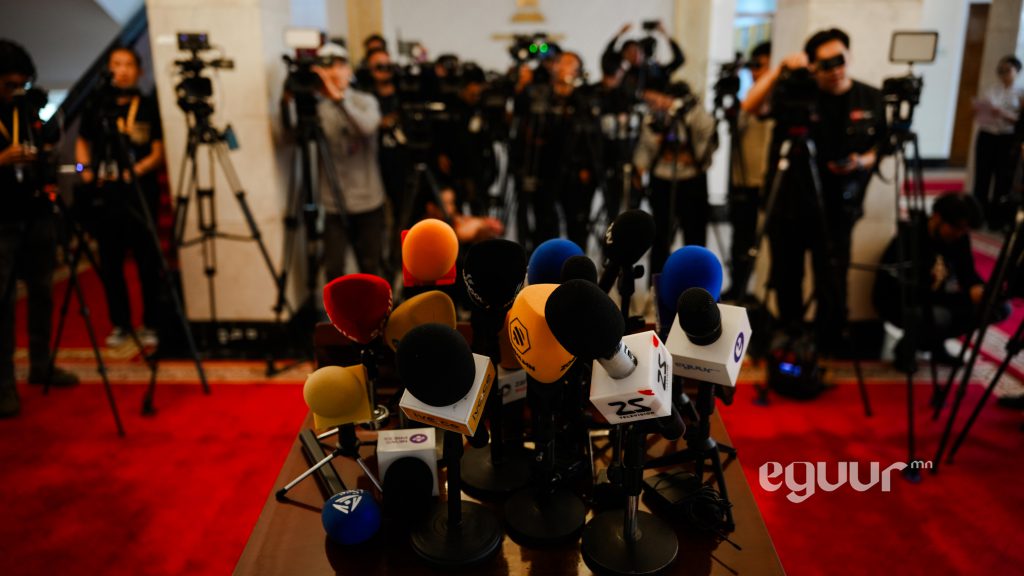 Эх орны дайны ялалтын 80 жилийн ойн баярт ерөнхийлөгч оролцож байна - Eguur.MN