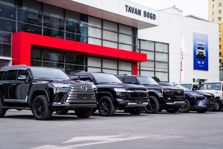 Toyota-н албан ёсны диллер "Таван Богд ХХК"-с хүссэн автомашинаа богино хугацаанд хүлээн авах ...